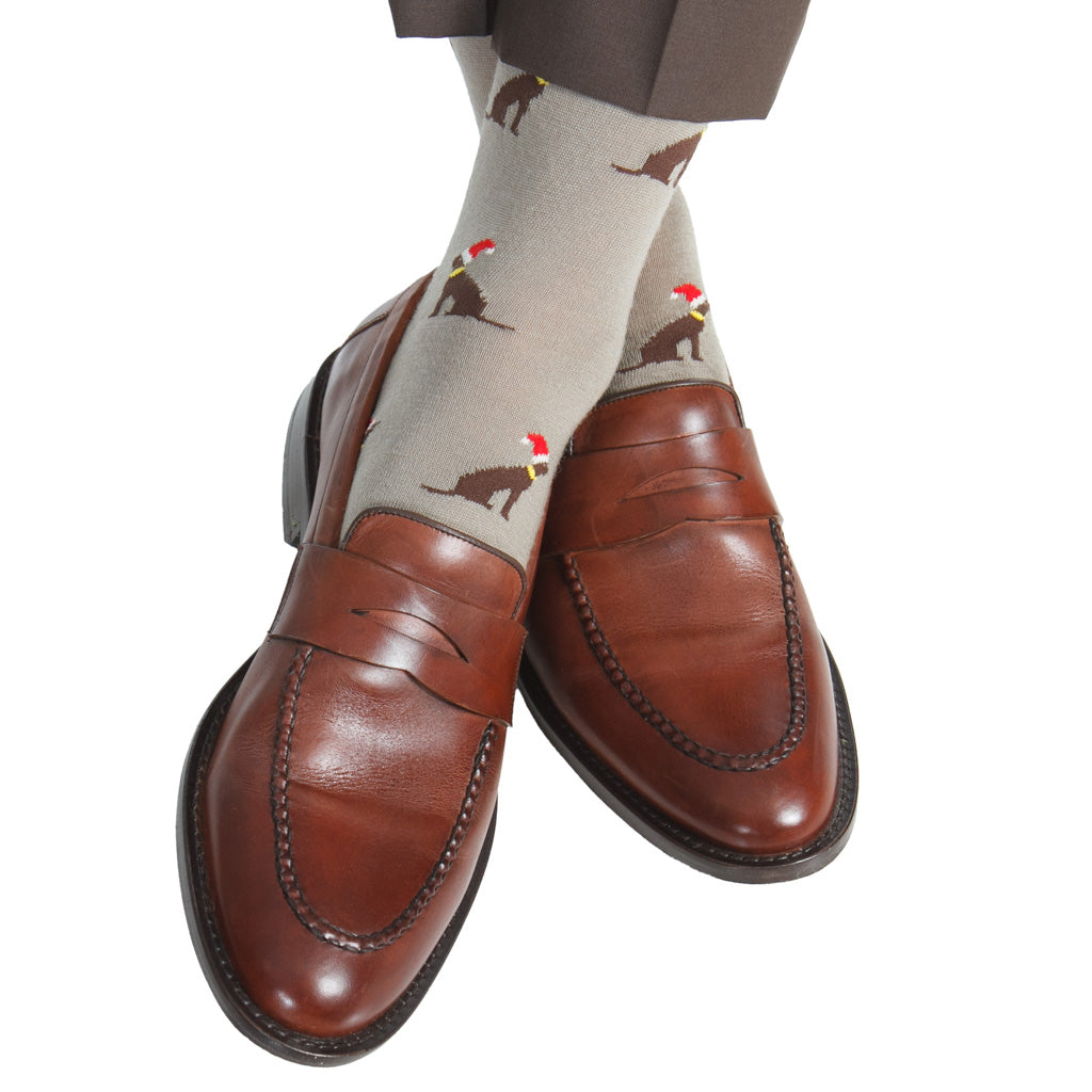 Taupe with Brown Dog in Santa Hat Fine Merino Wool Sock Linked Toe Mid – Dapper Classics®